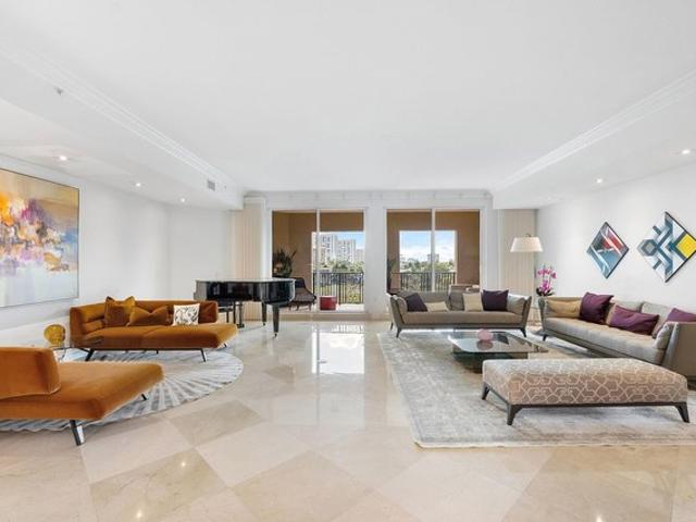 1 N Ocean Blvd Apt 402, Boca Raton, FL 33432