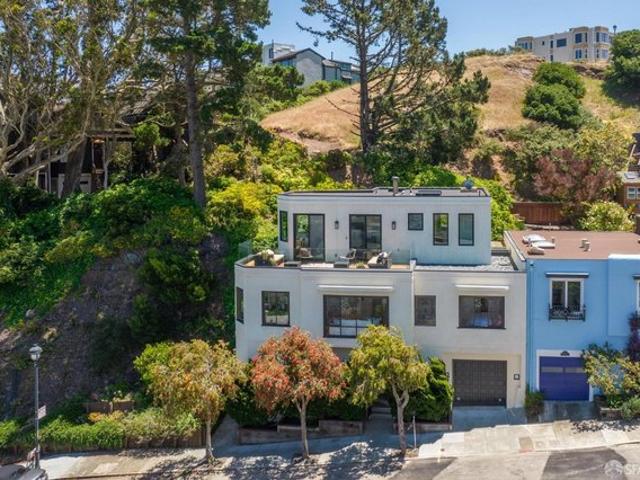 1 Newburg St, San Francisco, CA 94131