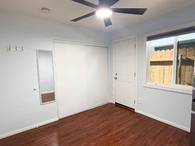 1 Nice and clean room available now
