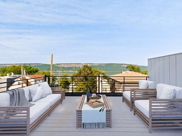 1 Nodine St Unit 1, Hastings On Hudson, NY 10706