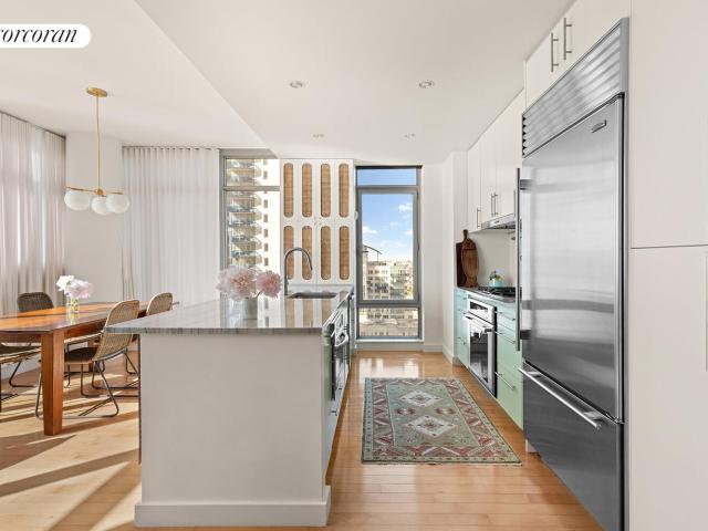1 northside piers 18b