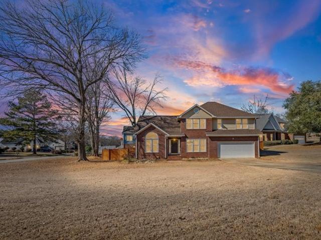1 Norvin Ct, Simpsonville, SC 29680