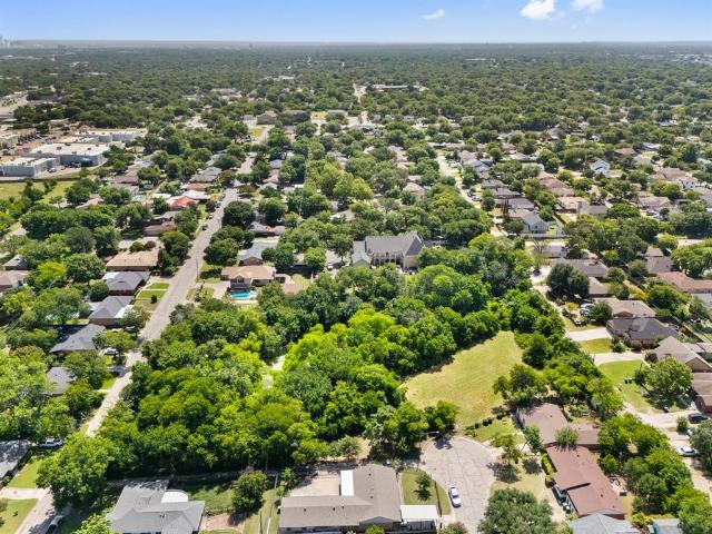 1 Ott Cir, Cockrell Hill, TX 75211 | MLS #21132