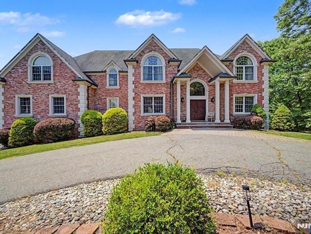 1 Overlook Rdg, Oakland, NJ 07436