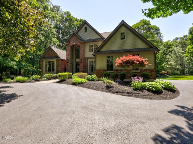 1 Oak Brook Boulevard