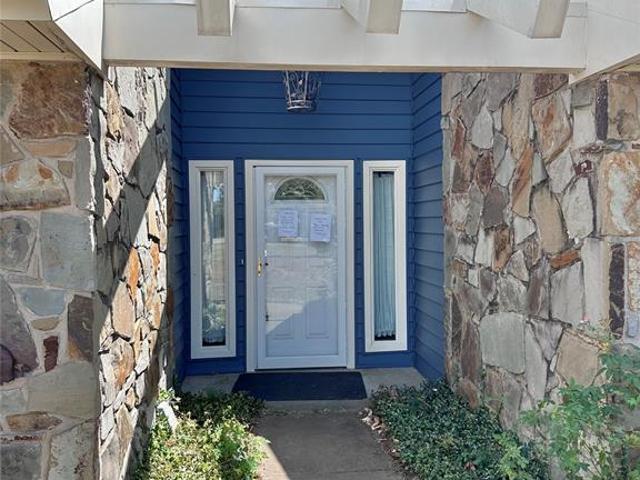 1 Oakridge Drive
