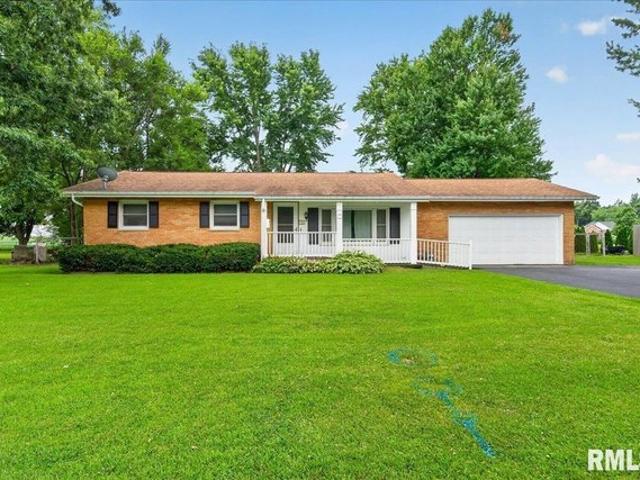 1 Oakwood Ln, Auburn, IL 62615