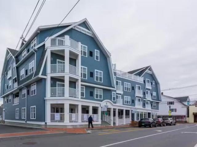 1 OCEAN AVE # 211, YORK, ME 03909 Condo/Townhome For Sale MLS.