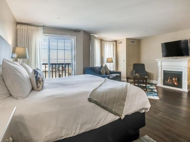 1 Ocean Ave Unit 307 Fraction 2, York, ME 03909