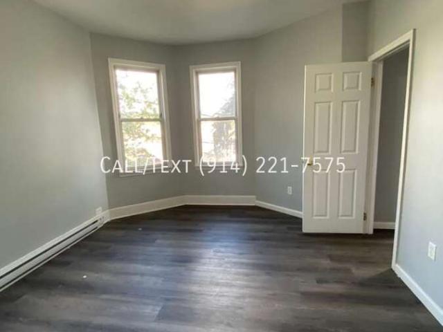 1 Oneida St Yonkers, NY 10703