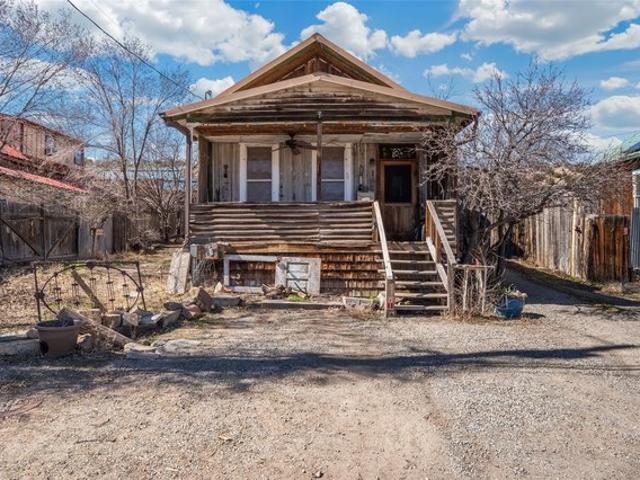 1 Opera House Rd, Madrid, NM 87010