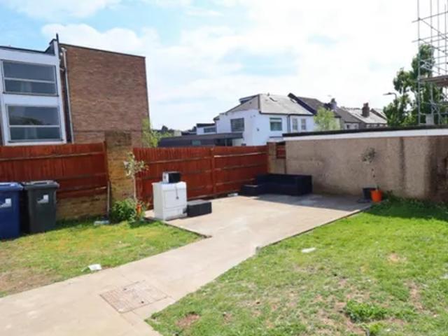 1 Osterley Park View Road, London, W7 2HG, United Kingdom | Room for rent #154599109 | Rentberry