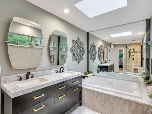 1 Audubon Gate, Miller Place, NY 11764 | MLS #979324