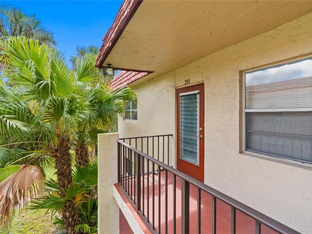 1 Abbey Ln, Unit 201, Delray Beach, FL 33446 | MLS #F10556