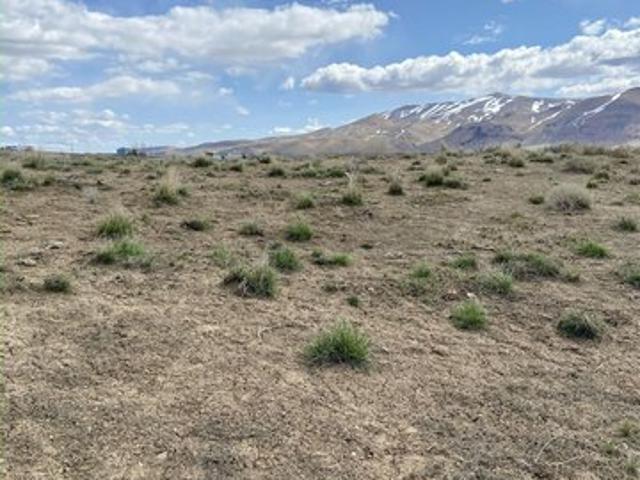 1 Acre Lance Dr, Elko, NV 89801