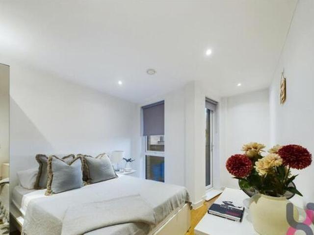 1 Advent Way, The Plaza, Ancoats, 3 Bedroom Flat