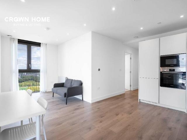 1 Affinity View, West Ham E16 2 bed apartment to rent £2,750 pcm £635 pw