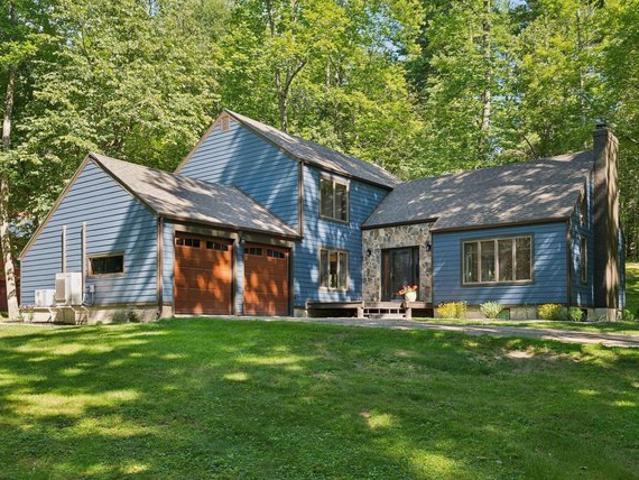 1 Allen Hill Ln, Manchester, ME 04351
