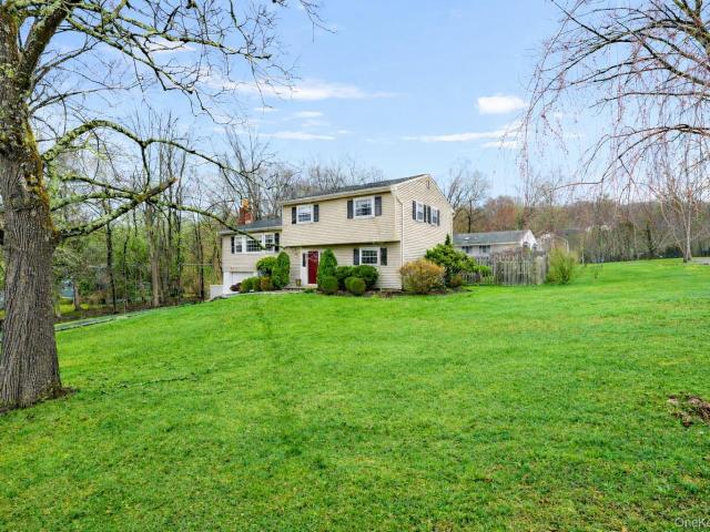 1 Anne Pl, Pleasantville, NY 10570 | MLS #980979 | Compass