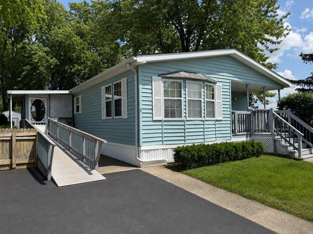 1 Apple Ln, Bourbonnais, IL 60914