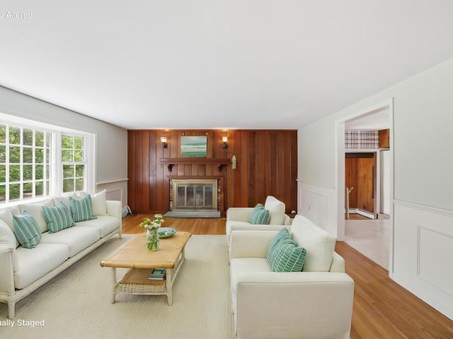1 Aspen Road