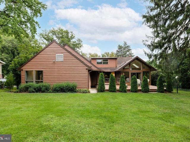 1 Buttonwood Lane