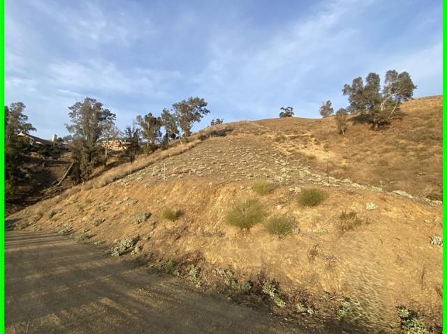 1 Barkschat Dr, Lake Elsinore, CA 92530 | MLS #PW26005 | Compass