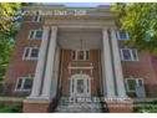 1 Bath In Kansas City MO 64109