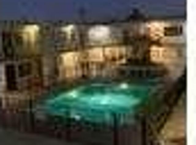 1 Bath In Hawthorne CA 90250