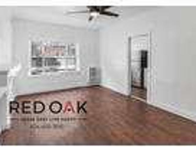 1 Bath In Los Angeles CA 90005