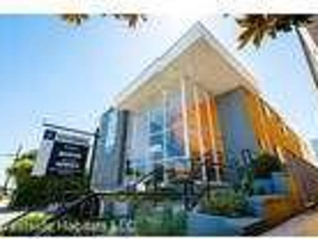 1 Bath In Los Angeles CA 90025