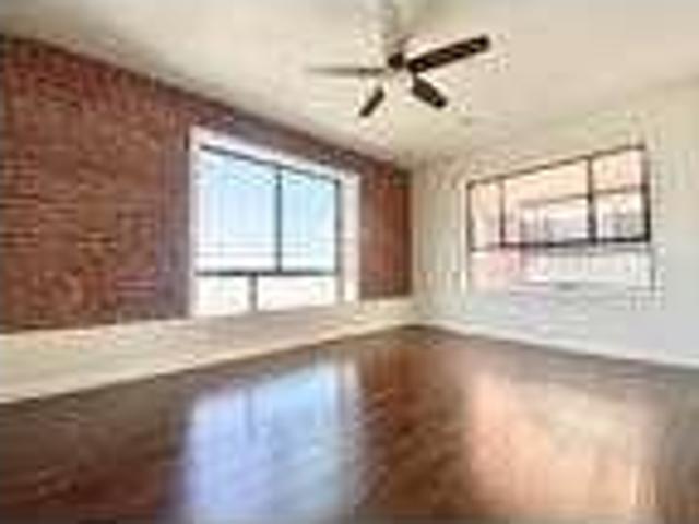 1 Bath In Los Angeles CA 90029
