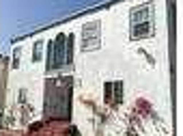 1 Bath In Los Angeles CA 90031