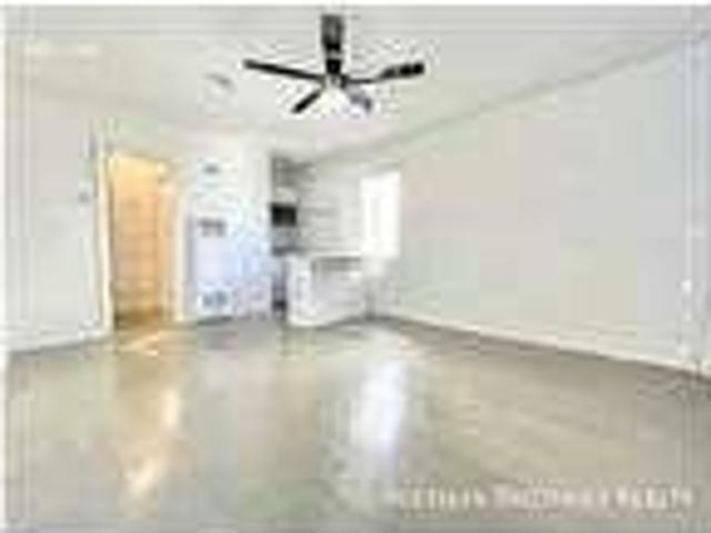 1 Bath In Los Angeles CA 90064