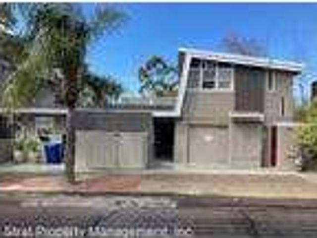 1 Bath In San Diego CA 92103