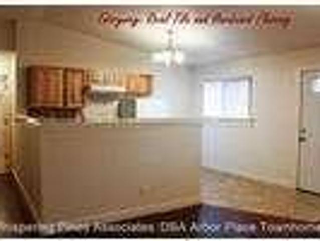 1 Bath In Portland OR 97233