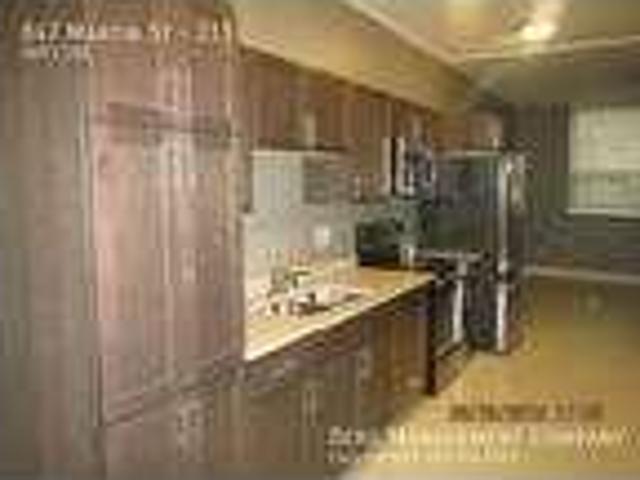 1 Bath In Waukesha WI 53186