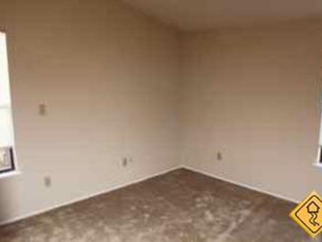 1 bathroom, House with Large Private Driveway for Rent
