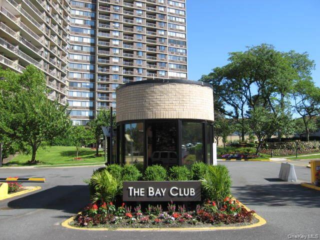 1 Bay Club Drive 19H