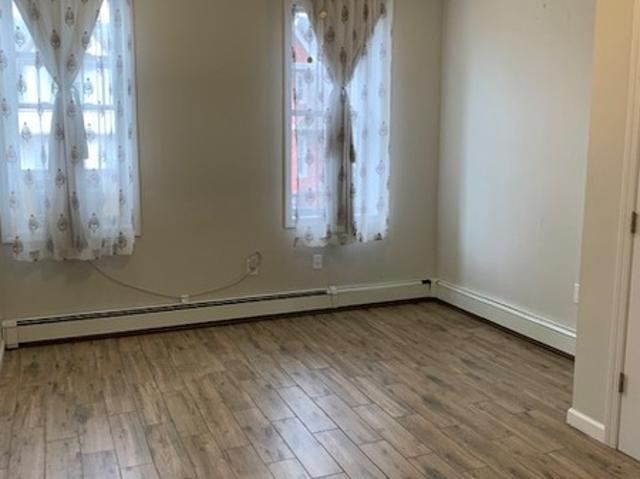 1 BD available in a 2BD Condo