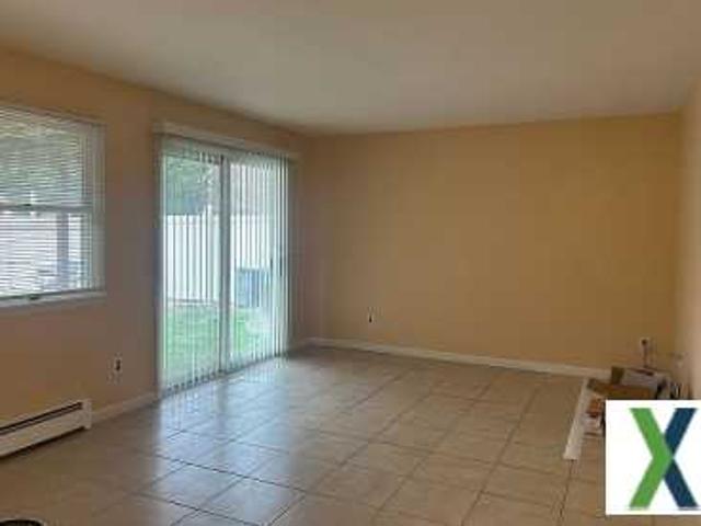 1 bd, 1 ba, 1100 sqft Apartment for rent Waukegan, Illinois