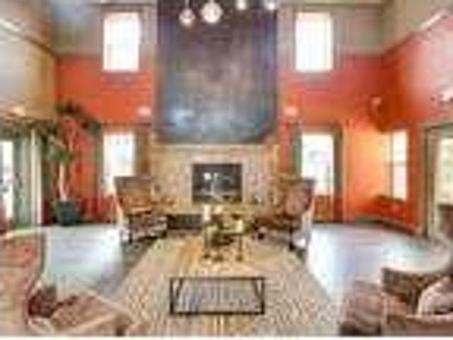 1 Bd 1 Ba $1329/Month