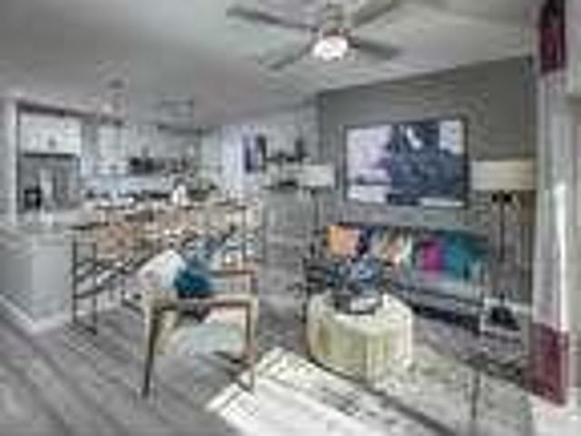 1 BD 1 BA $1670/Mo
