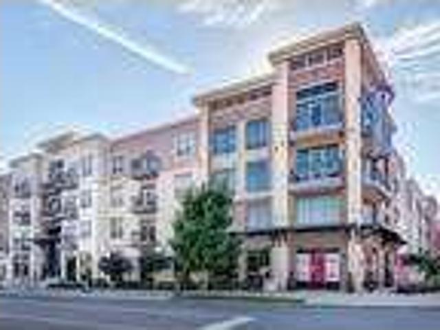 1 BD 1 BA $1815/Mo
