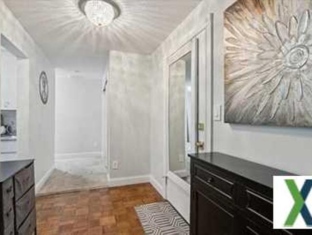 1 bd, 1 ba, 904 sqft Condo for sale Needham, Massachusetts