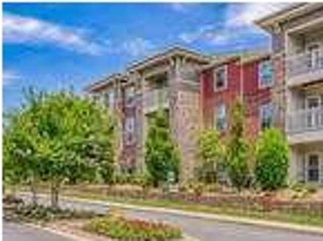 1 BD 1 BA Available Now $1440/Month