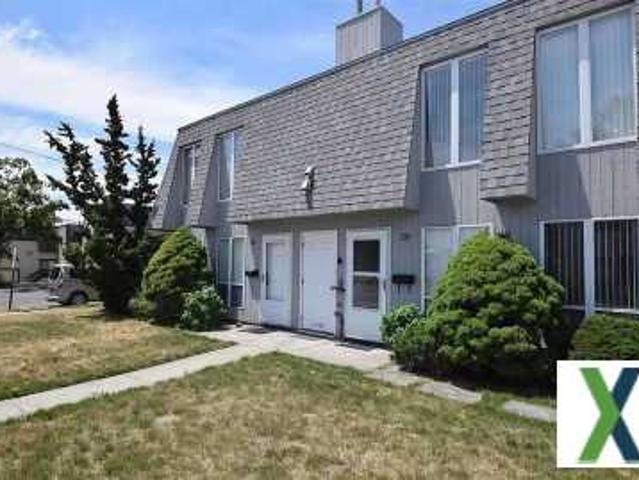 1 bd, 2 ba, 1000 sqft Home for rent Port Washington, New York