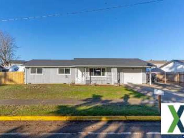 2 bd, 2 ba, 1360 sqft Townhome for rent Crofton, Maryland