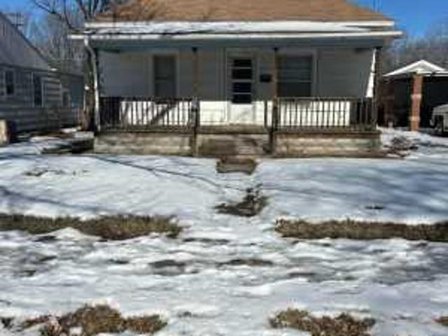 1 bd, 3 ba, 936 sqft Home for sale Hutchinson, Kansas