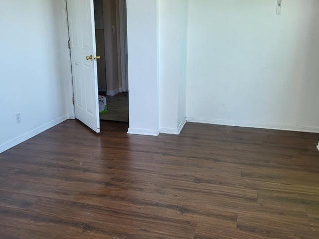 1 BDRM/SHRD Bath